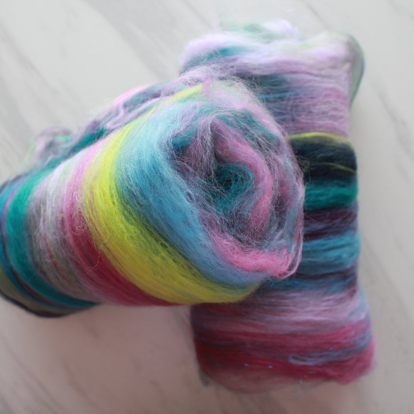 LAKE COMO Spinning Fiber Batt made by Purple Lamb